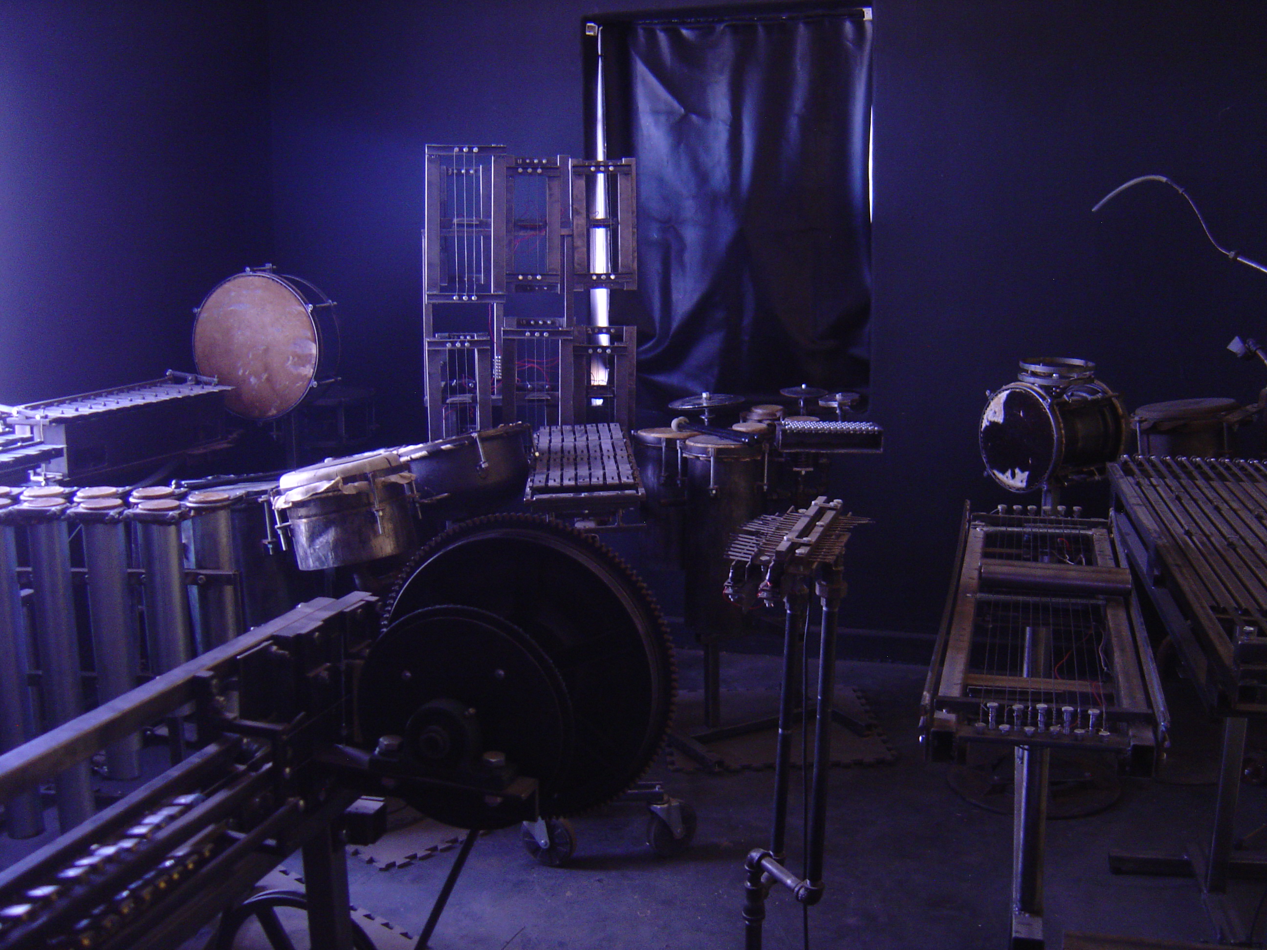 Strange Musical Instruments Never Seen Before – Man Invents Hundreds of ...